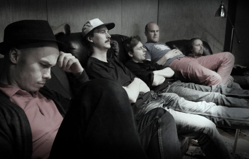 Nuoret ja raikkaat: Ilja Teppo Yhteisö - Soundi.fi