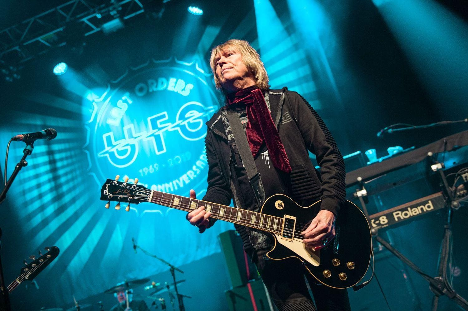 Surullisia uutisia: UFO-kitaristi Paul Raymond, 73, on kuollut kesken ...