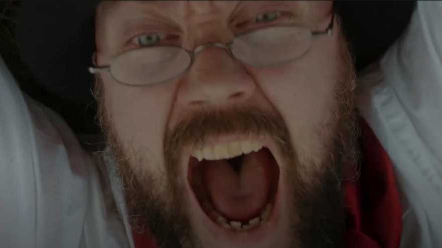 Metalliyhtye Curimus peilaa tosielämän kauhuja videolla, joka ei sovi ...
