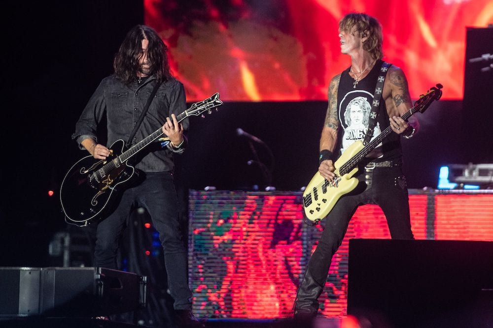 Miten se Guns N' Rosesin ja Dave Grohlin pahamaineinen Paradise City ...