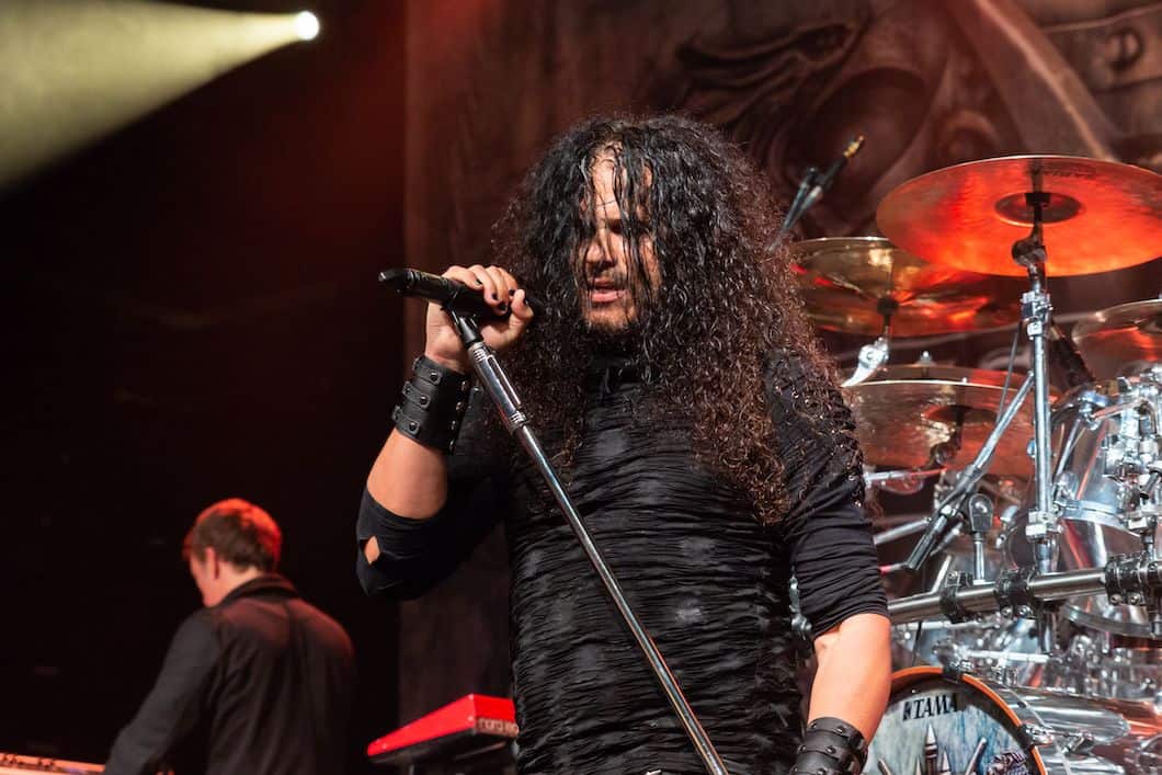 Jeff Scott Soto pitää kiinni väitteestään, että Yngwie Malmsteen uhkasi ...