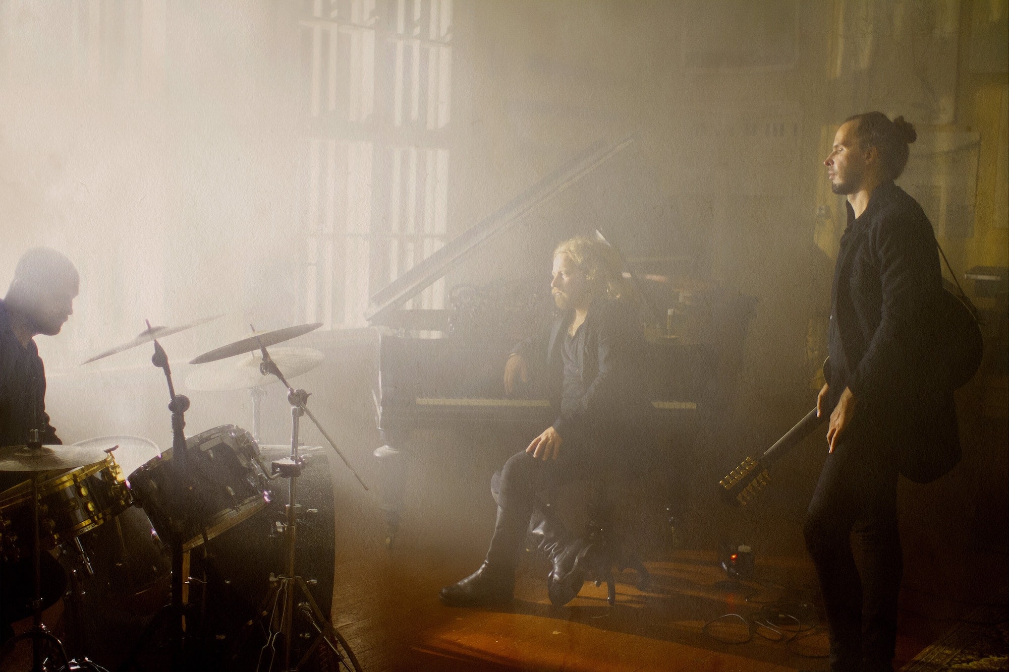 Haastattelu: Tenhi matkaa yhä tajunnan syvänteiden välillä – Tyko ...