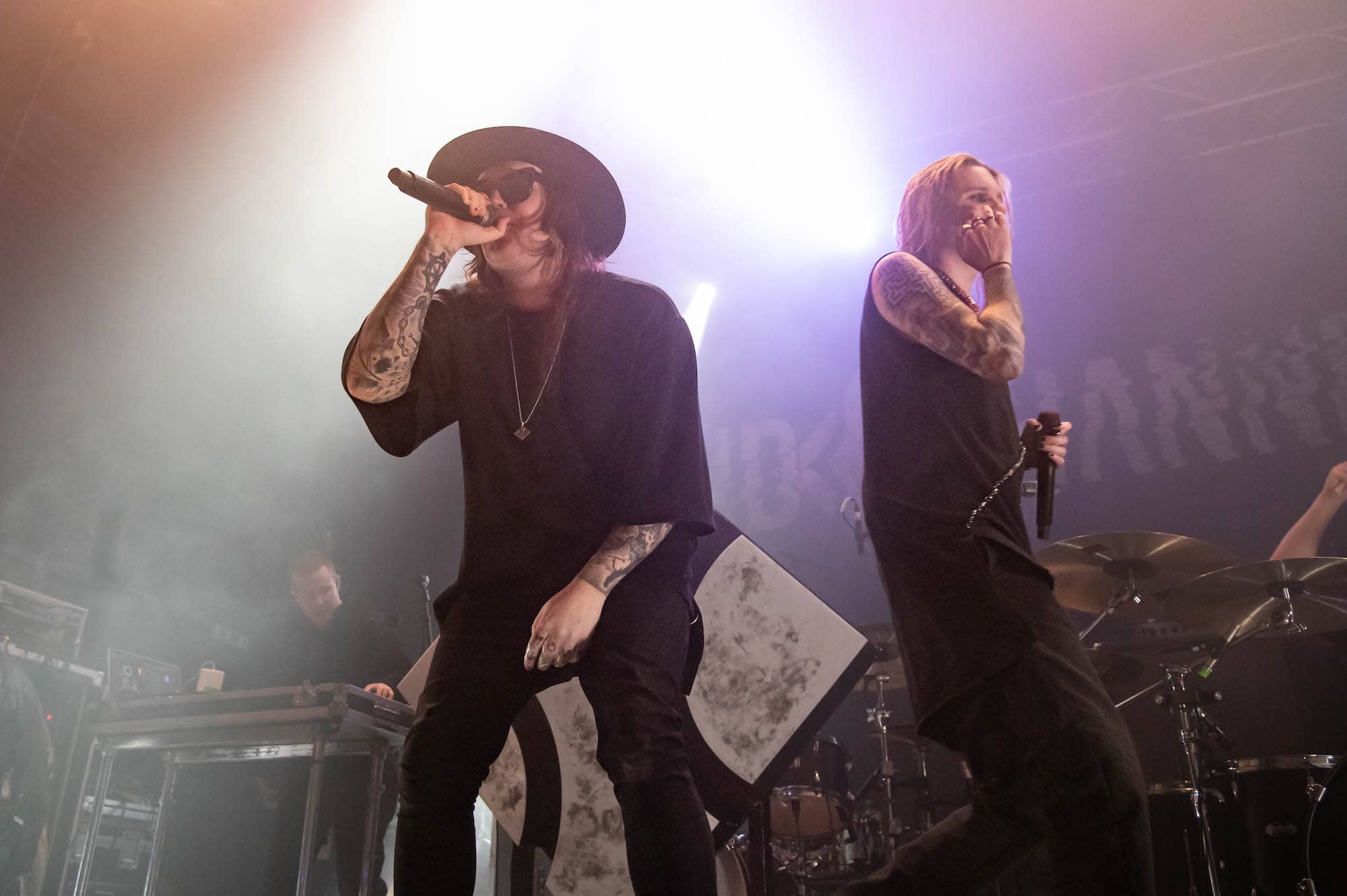 Blind Channel julkaisi uuden biisin – kiukkuinen Happy Doomsday sai ...