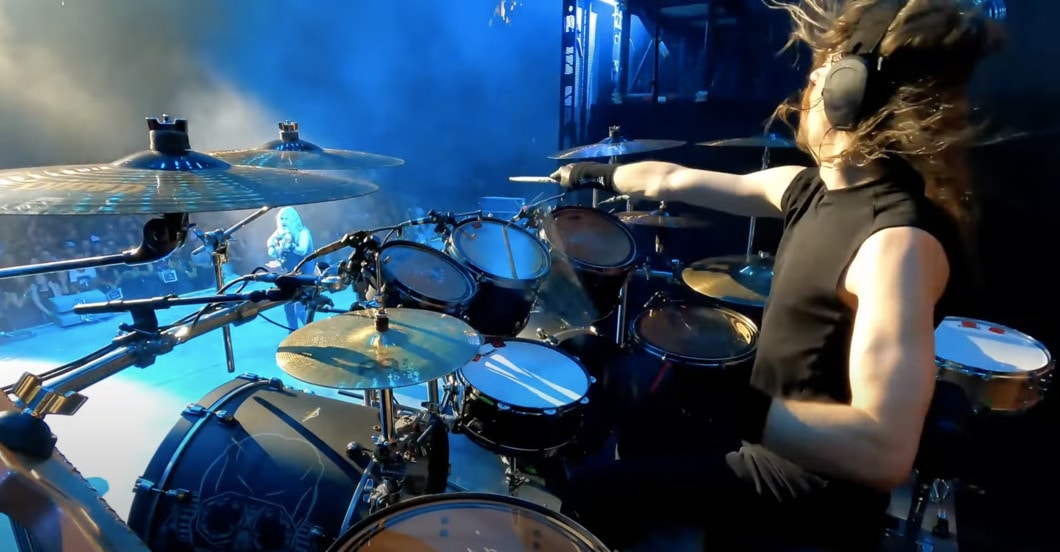 Seuraavaksi Megadeth-rumpali demonstroi, kuinka yhtyeen keikkojen vanha ...