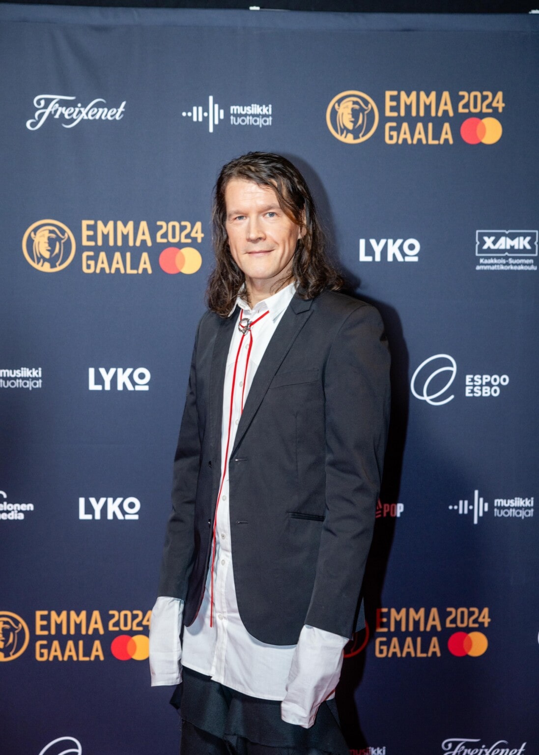 Soundi Emma-gaalassa – punaisella matolla Behm, Kuumaa, Käärijä, PMMP ...