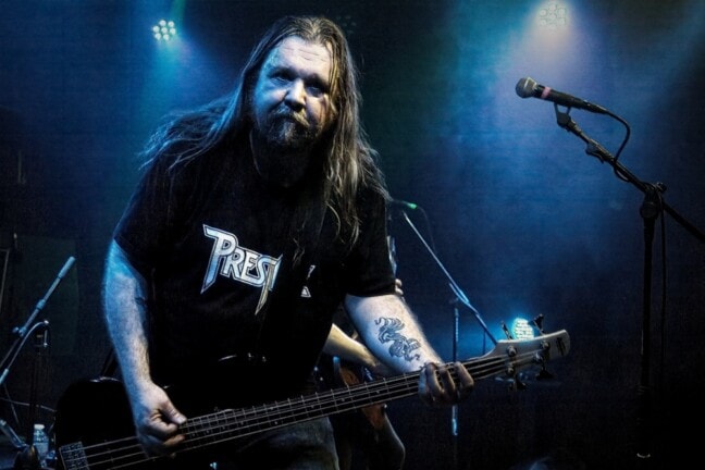 Miten toimii suomalainen speed metal Belgiassa? Ärräpäät lensivät ...