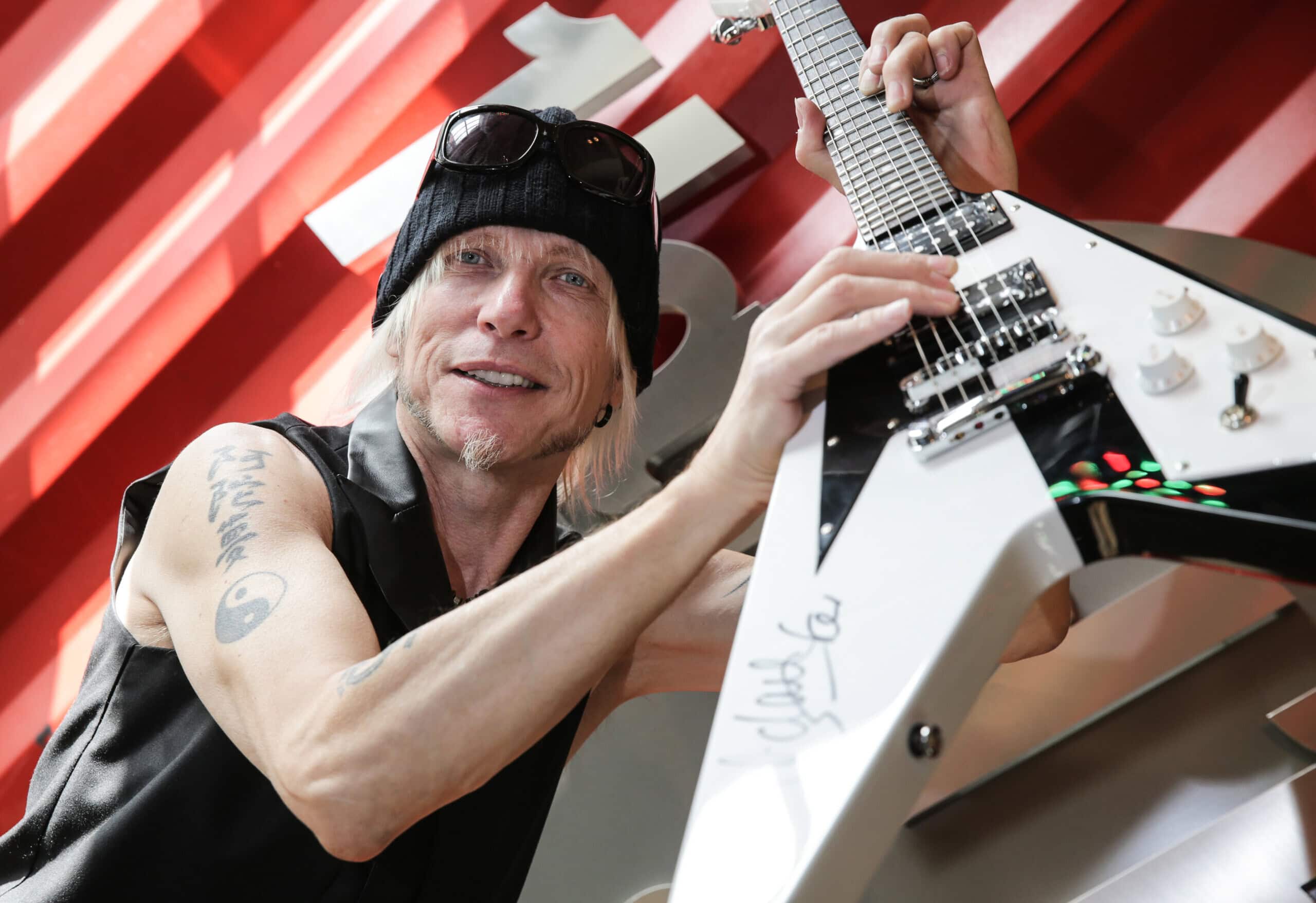 Kenen levylle kiiruhtavat niin Axl Rose, Slash kuin Roger Glover ...