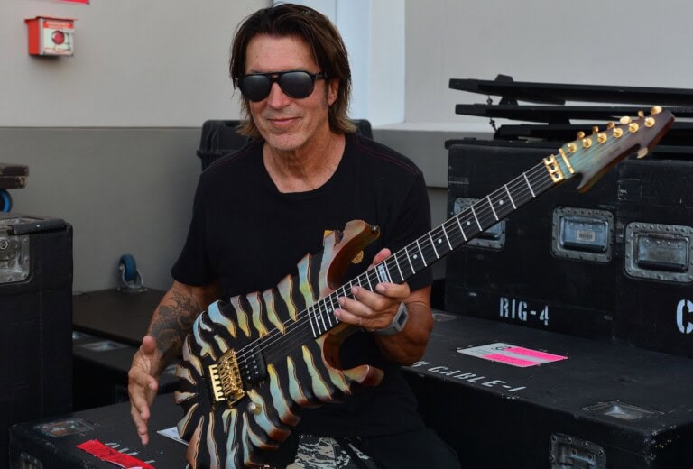 Koeaika Ozzy Osbournen bändiin kävi kalliiksi kitaristi George ...