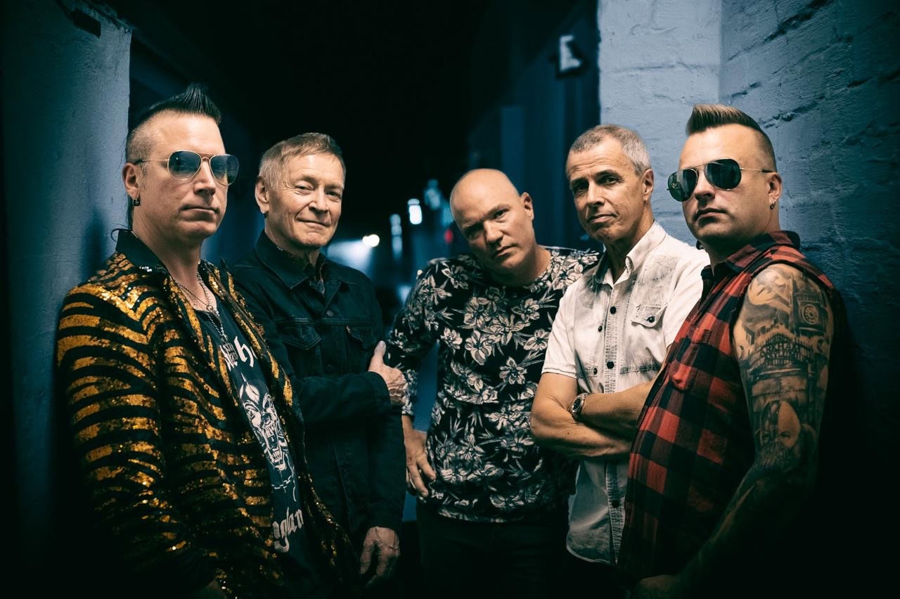 Hurriganes soikoon kovaa ja asenteella – Black Devils, Ile Kallio ja Janne Louhivuori ...