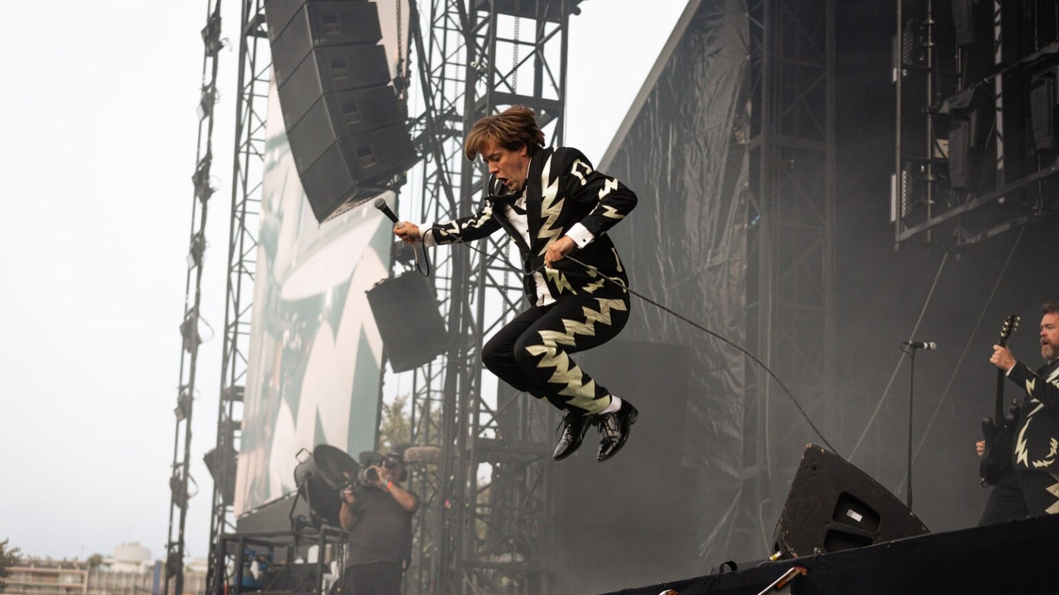 Provinssin ohjelmisto täydentyy action rockilla, ajattomalla popilla ...