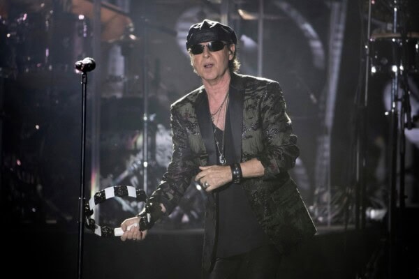 "Se on hyvin surullinen tarina" - Klaus Meine kommentoi entisen ...