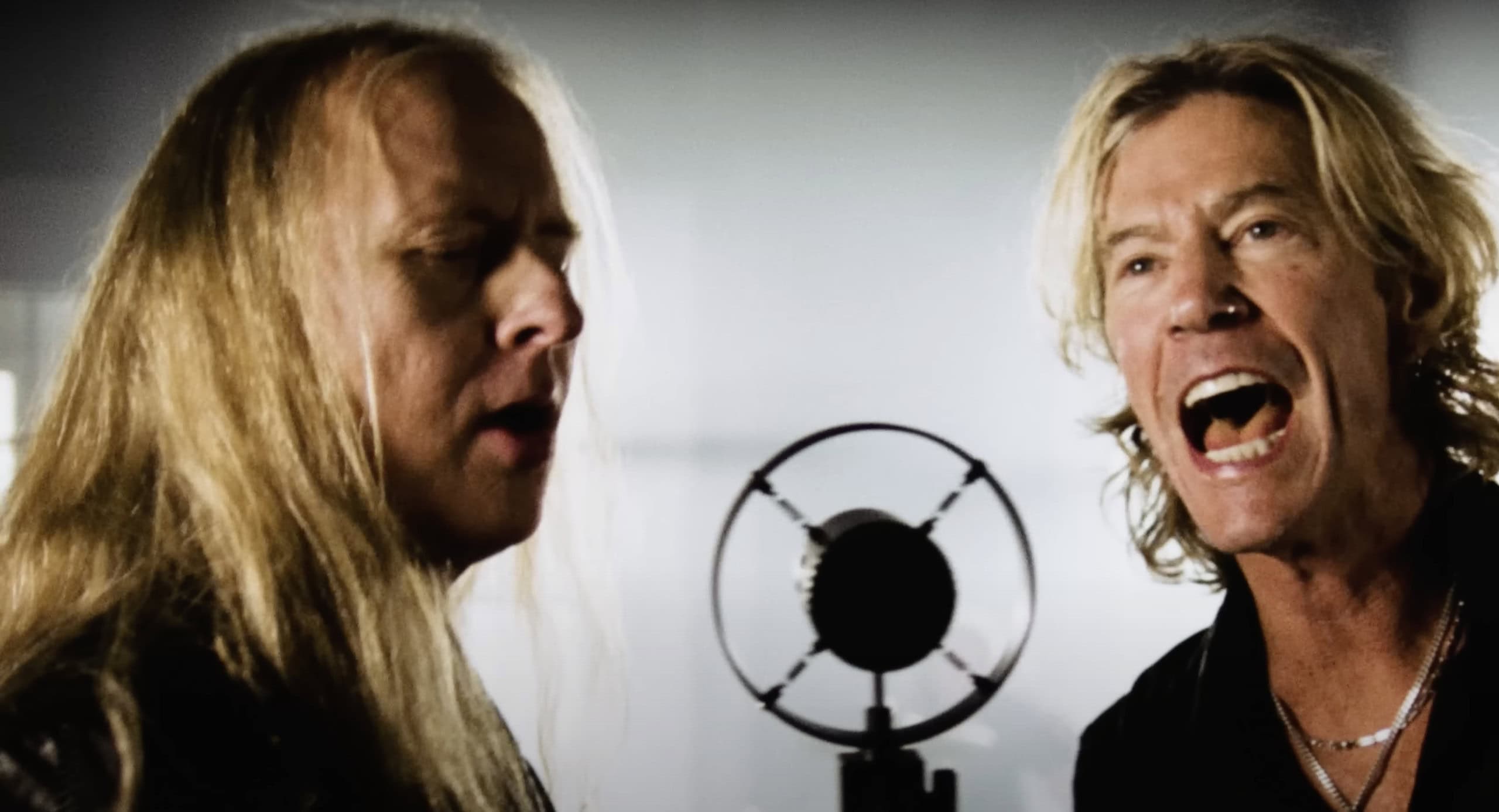 Mitä tapahtuu, kun Jerry Cantrell, Duff McKagan ja Mike Bordin kokoontuvat soittohommiin ...