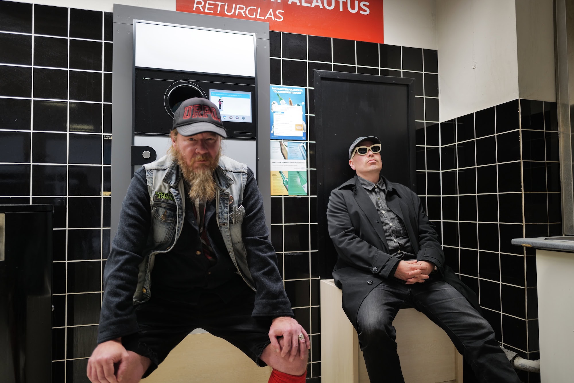 Ennakkokuuntelu: Heikki Kuula ja Jouni Hynynen esittävät koruttoman purkauksen miehuudesta ...