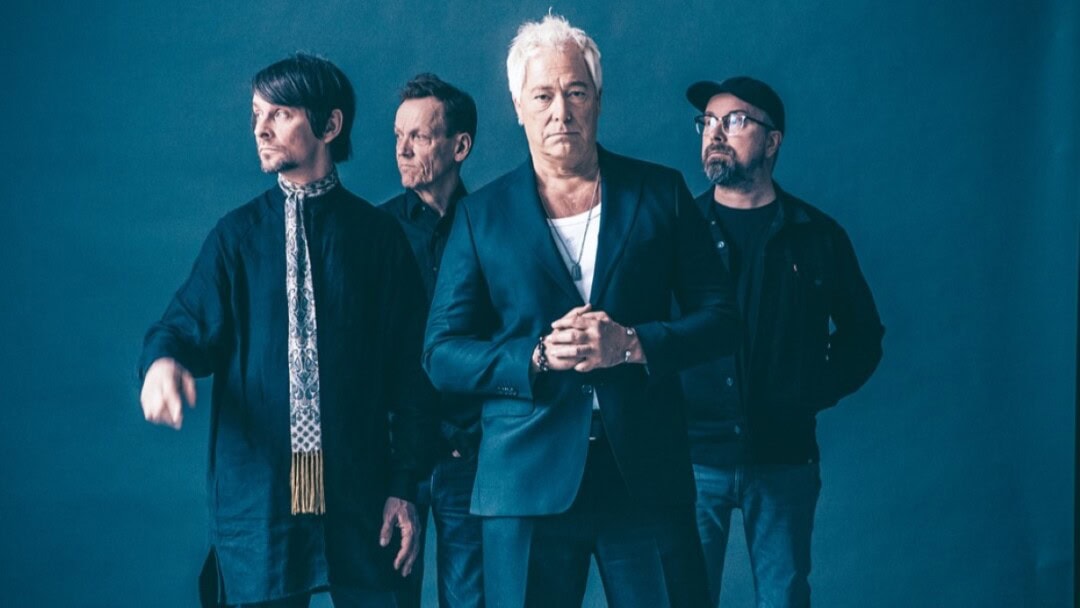 Von Konow seikkailee sanojen ja kuvien kaaoksessa - Ensisoitossa ...