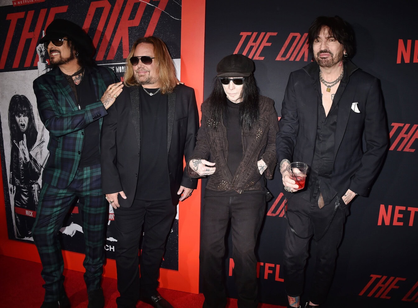 Mötley Crüe voitti yhtyeen ja ex-kitaristi Mick Marsin välisen ...